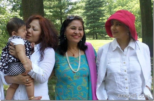 Manisha Koirala met Nepali in New York in her first public appearance ...