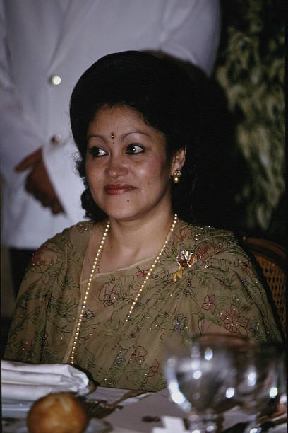 Queen Aishwarya of Nepal; Biography – Nepal & Nepali